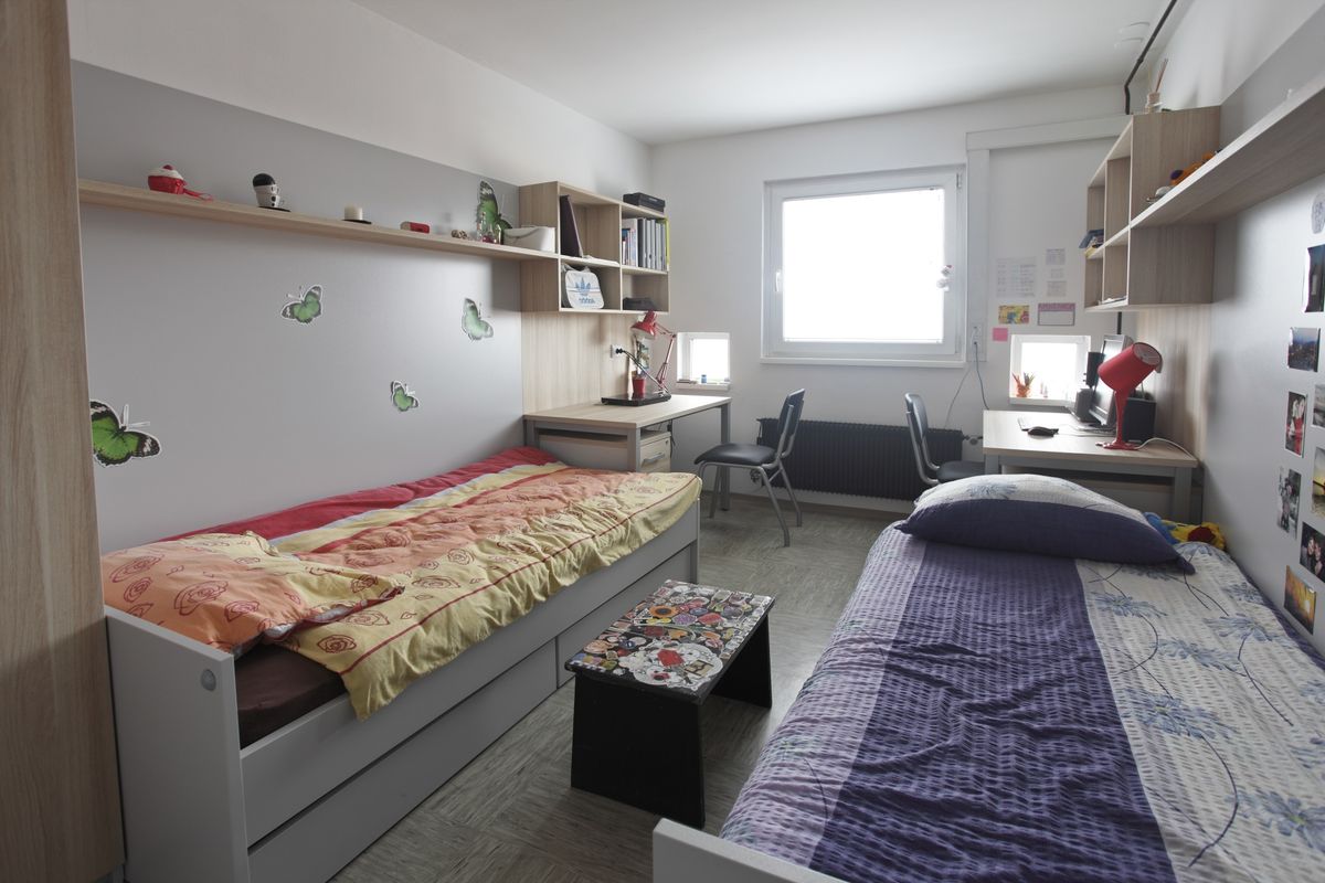 Študentski dom ali stanovanje? - Slovenec